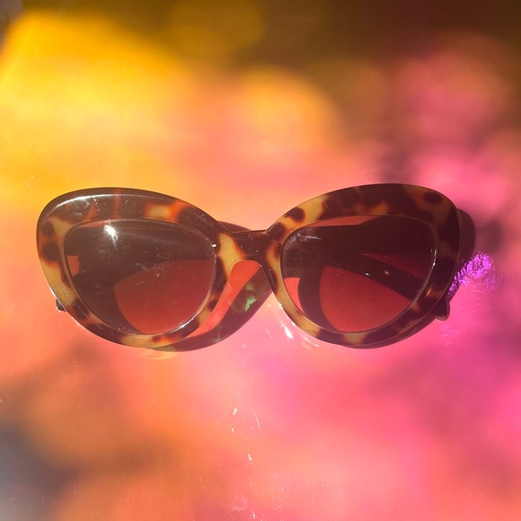 Anthropologie | Accessories | Cat Eye Tortoise Shell Sunglasses | Poshmark